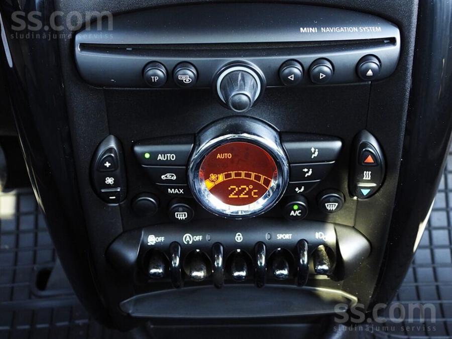 Grey MINI Countryman 2014 in Riga, with an engine capacity of 1.60 L and mileage of 291 thousand km for 6990 €, photo 23 on AUTOMOTO.COM.LV