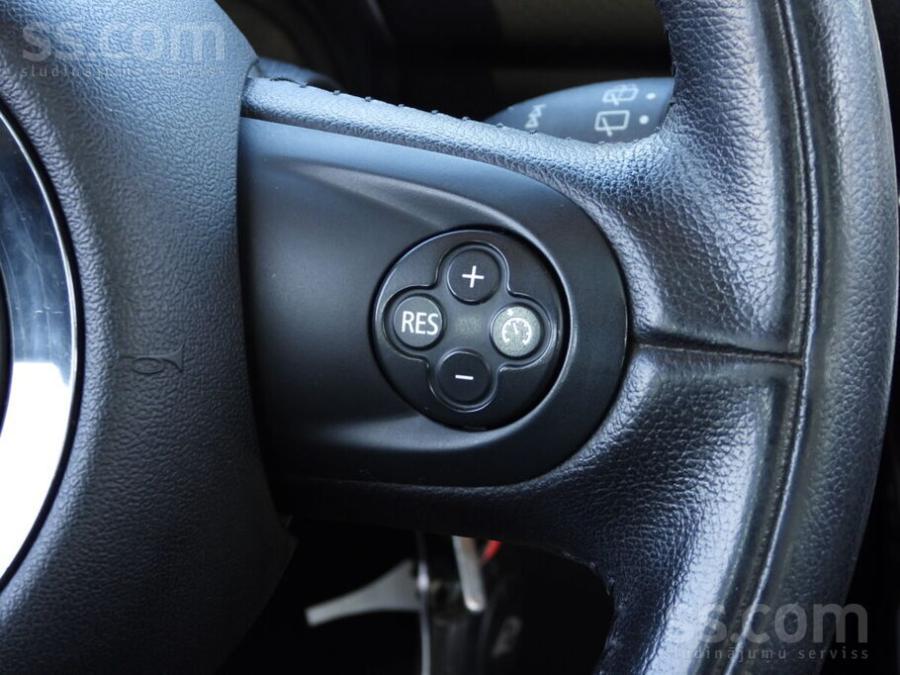 Grey MINI Countryman 2014 in Riga, with an engine capacity of 1.60 L and mileage of 291 thousand km for 6990 €, photo 25 on AUTOMOTO.COM.LV