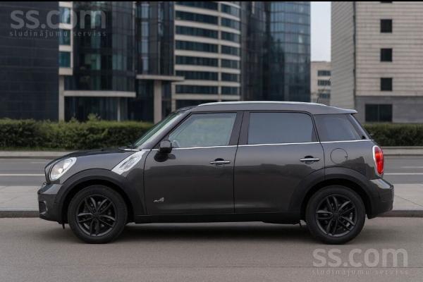 Pelēks MINI Countryman 2013 Rīga, ar dzinēja tilpumu 2.00 L un nobraukumu 222 tūkst. km par 8200 €, foto 3 vietnē AUTOMOTO.COM.LV
