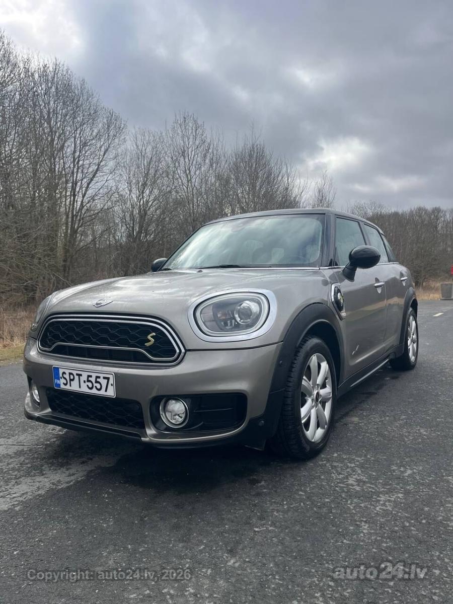 Grey MINI Countryman 2017 in Tallinn, with an engine capacity of 1.50 L and mileage of 170 thousand km for 16500 €, photo 3 on AUTOMOTO.COM.LV