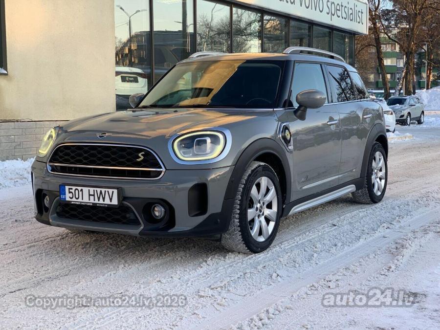Grey MINI Countryman 2020 in Tallinn, with an engine capacity of 1.50 L and mileage of 165 thousand km for 19500 €, photo 1 on AUTOMOTO.COM.LV