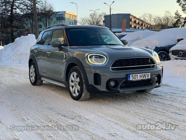 Grey MINI Countryman 2020 in Tallinn, with an engine capacity of 1.50 L and mileage of 165 thousand km for 19500 €, photo 2 on AUTOMOTO.COM.LV