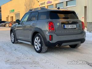 Grey MINI Countryman 2020 in Tallinn, with an engine capacity of 1.50 L and mileage of 165 thousand km for 19500 €, photo 4 on AUTOMOTO.COM.LV
