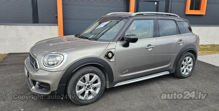 Grey MINI Countryman 2020 in Tallinn, with an engine capacity of 1.50 L and mileage of 63 thousand km for 23380 €, photo 1 on AUTOMOTO.COM.LV