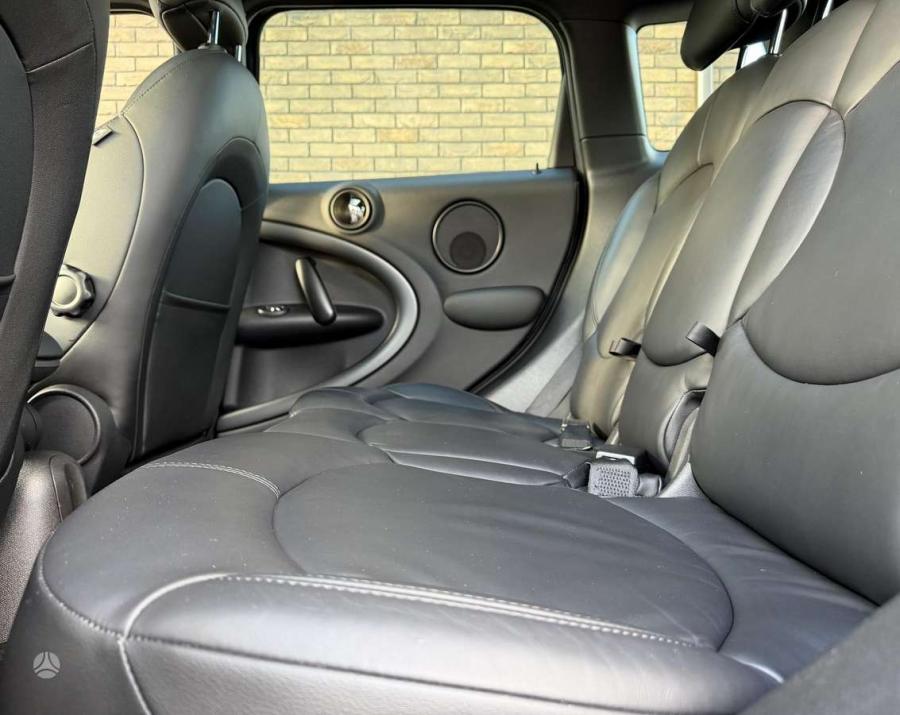 MINI Countryman 2015 Kauņa, ar dzinēja tilpumu 2.00 L un nobraukumu 218 tūkst. km par 7990 €, foto 32 vietnē AUTOMOTO.COM.LV