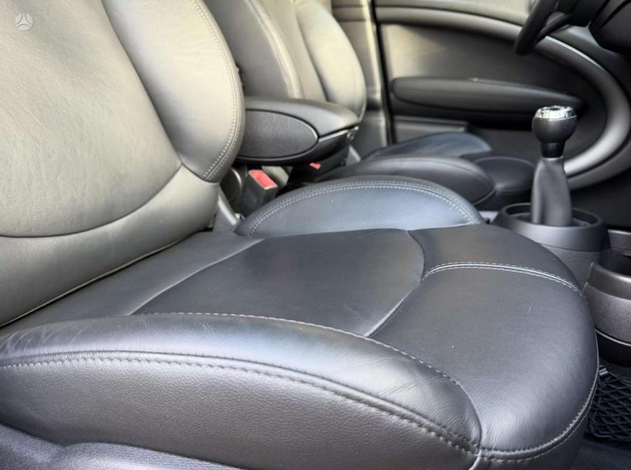 MINI Countryman 2015 Kauņa, ar dzinēja tilpumu 2.00 L un nobraukumu 218 tūkst. km par 7990 €, foto 38 vietnē AUTOMOTO.COM.LV