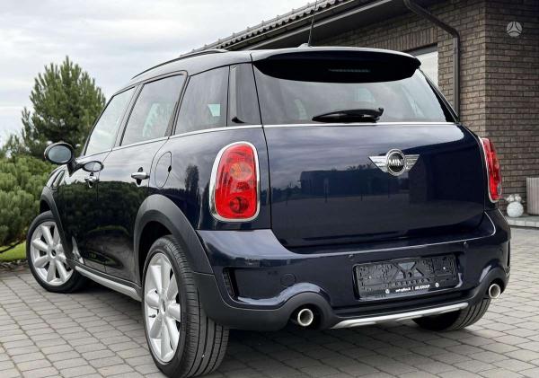 MINI Countryman 2015 in Kaunas, with an engine capacity of 2.00 L and mileage of 218 thousand km for 7990 €, photo 4 on AUTOMOTO.COM.LV
