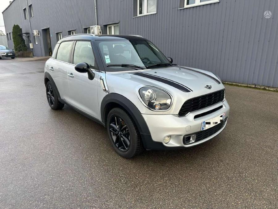 MINI Countryman 2013 in Taurage, with an engine capacity of 2.00 L and mileage of 239 thousand km for 4900 €, photo 1 on AUTOMOTO.COM.LV