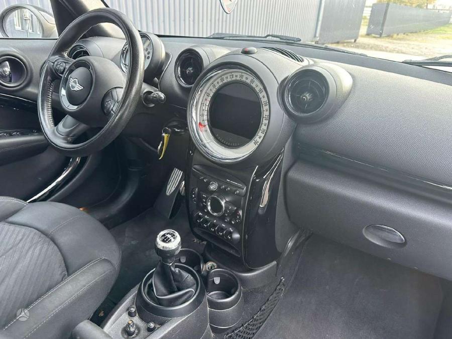 MINI Countryman 2013 in Taurage, with an engine capacity of 2.00 L and mileage of 239 thousand km for 4900 €, photo 9 on AUTOMOTO.COM.LV