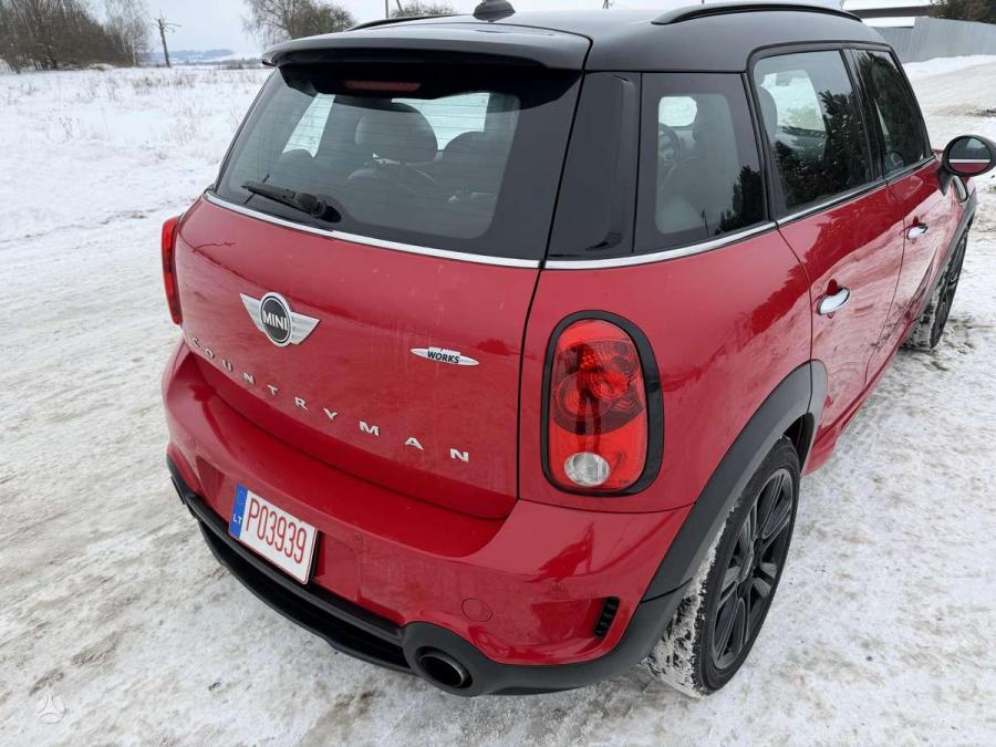 Red MINI Countryman 2015 in Kaunas, with an engine capacity of 1.60 L and mileage of 112 thousand km for 7999 €, photo 5 on AUTOMOTO.COM.LV
