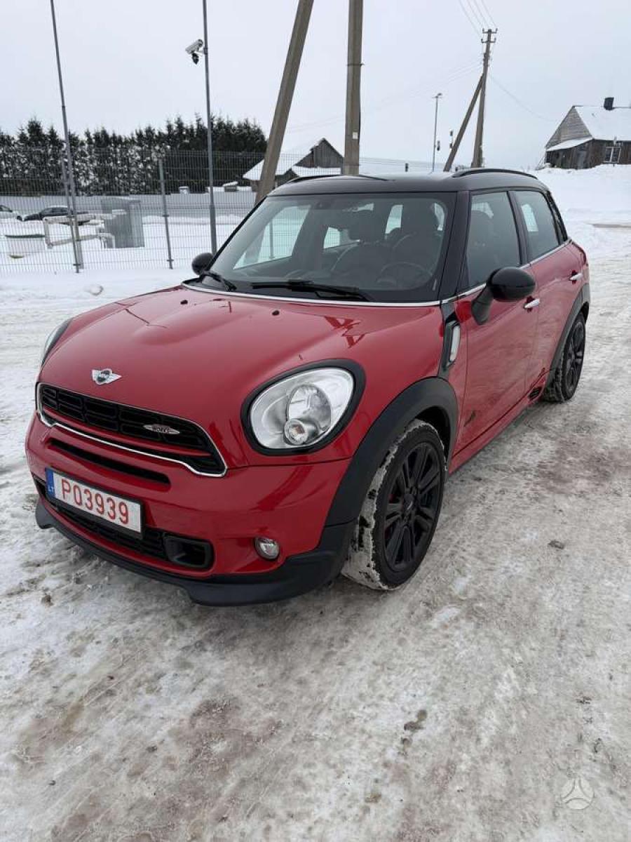 Red MINI Countryman 2015 in Kaunas, with an engine capacity of 1.60 L and mileage of 112 thousand km for 7999 €, photo 8 on AUTOMOTO.COM.LV