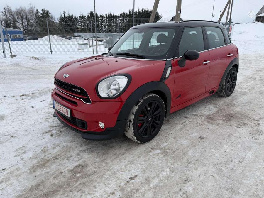 Red MINI Countryman 2015 in Kaunas, with an engine capacity of 1.60 L and mileage of 112 thousand km for 7999 €, photo 11 on AUTOMOTO.COM.LV