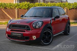 Red MINI Countryman 2016 in Riga, with an engine capacity of 2.00 L and mileage of 266 thousand km for 9650 €, photo  on AUTOMOTO.COM.LV
