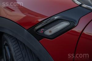 Red MINI Countryman 2016 in Riga, with an engine capacity of 2.00 L and mileage of 266 thousand km for 9650 €, photo 6 on AUTOMOTO.COM.LV