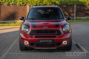 Red MINI Countryman 2016 in Riga, with an engine capacity of 2.00 L and mileage of 266 thousand km for 9650 €, photo 7 on AUTOMOTO.COM.LV