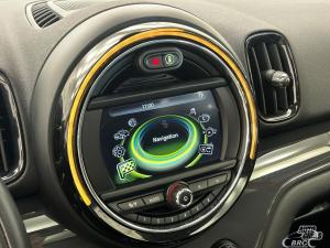 Sarkans MINI Countryman 2017 Avižieniai, ar dzinēja tilpumu 1.50 L un nobraukumu 157 tūkst. km par 10500 €, foto 18 vietnē AUTOMOTO.COM.LV