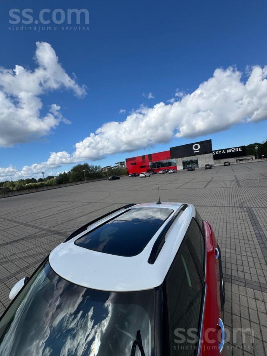 Red MINI Countryman 2018 in Riga, with an engine capacity of 2.00 L and mileage of 153 thousand km for 11500 €, photo 16 on AUTOMOTO.COM.LV