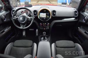 Sarkans MINI Countryman 2019 Rīga, ar dzinēja tilpumu 2.00 L un nobraukumu 68 tūkst. km par 24500 €, foto 4 vietnē AUTOMOTO.COM.LV