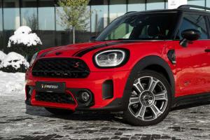 Sarkans MINI Countryman 2021 Viļņa, ar dzinēja tilpumu 2.00 L un nobraukumu 58 tūkst. km par 29400 €, foto 2 vietnē AUTOMOTO.COM.LV