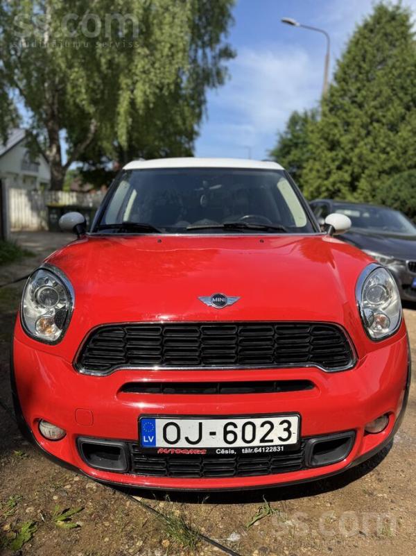 Sarkans MINI Countryman 2011 Cēsis, ar dzinēja tilpumu 2.00 L un nobraukumu 235 tūkst. km par 6200 €, foto 2 vietnē AUTOMOTO.COM.LV