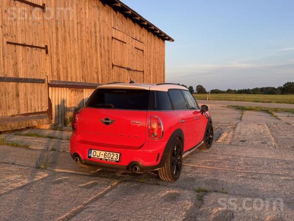 Sarkans MINI Countryman 2011 Cēsis, ar dzinēja tilpumu 2.00 L un nobraukumu 235 tūkst. km par 6200 €, foto 4 vietnē AUTOMOTO.COM.LV