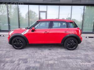 Red MINI Countryman 2012 in Riga, with an engine capacity of 1.60 L and mileage of 217 thousand km for 4650 €, photo 6 on AUTOMOTO.COM.LV