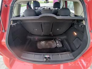 Red MINI Countryman 2012 in Riga, with an engine capacity of 1.60 L and mileage of 217 thousand km for 4650 €, photo 15 on AUTOMOTO.COM.LV