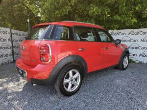 Red MINI Countryman 2012 in Vilnius, with an engine capacity of 1.60 L and mileage of 107 thousand km for 4200 €, photo 7 on AUTOMOTO.COM.LV
