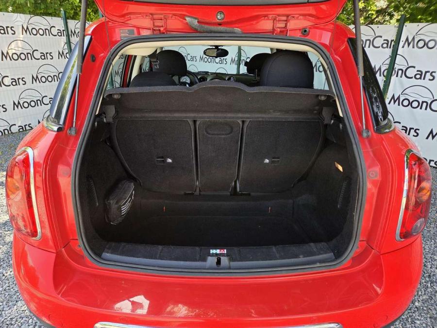 Red MINI Countryman 2012 in Vilnius, with an engine capacity of 1.60 L and mileage of 107 thousand km for 4200 €, photo 10 on AUTOMOTO.COM.LV