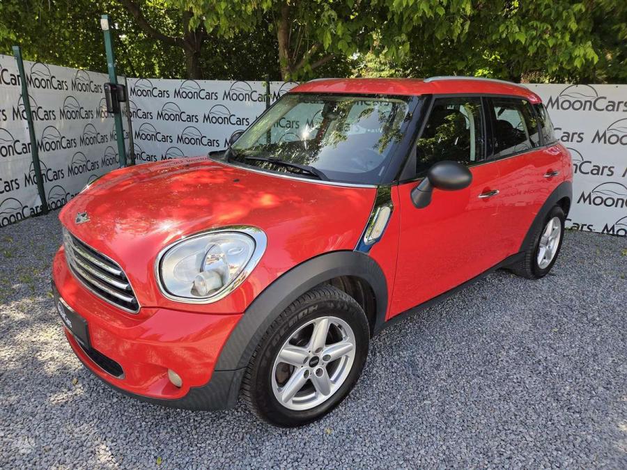 Red MINI Countryman 2012 in Vilnius, with an engine capacity of 1.60 L and mileage of 107 thousand km for 4200 €, photo 25 on AUTOMOTO.COM.LV