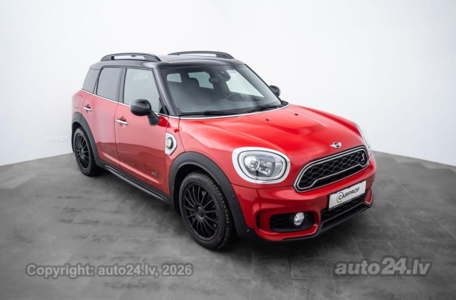 Red MINI Countryman 2018 in Tallinn, with an engine capacity of 1.50 L and mileage of 143 thousand km for 13999 €, photo 3 on AUTOMOTO.COM.LV