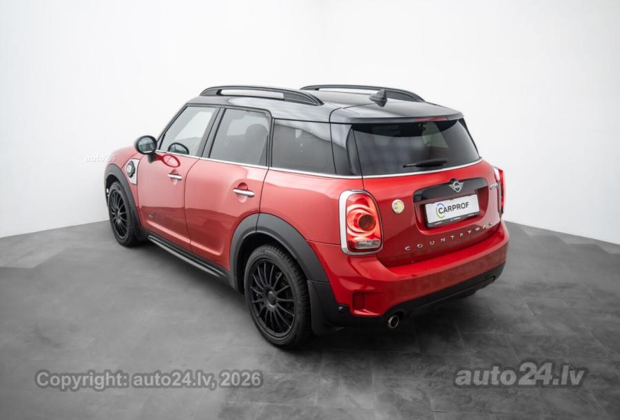Red MINI Countryman 2018 in Tallinn, with an engine capacity of 1.50 L and mileage of 143 thousand km for 13999 €, photo 6 on AUTOMOTO.COM.LV