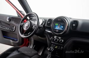 Red MINI Countryman 2018 in Tallinn, with an engine capacity of 1.50 L and mileage of 143 thousand km for 13999 €, photo 11 on AUTOMOTO.COM.LV