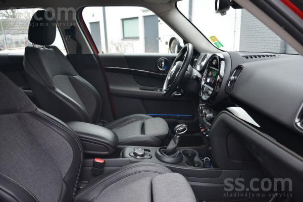 Red MINI Countryman 2018 in Riga, with an engine capacity of 2.00 L and mileage of 230 thousand km for 10900 €, photo 8 on AUTOMOTO.COM.LV