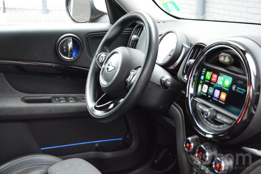 Sarkans MINI Countryman 2018 Rīga, ar dzinēja tilpumu 2.00 L un nobraukumu 230 tūkst. km par 10900 €, foto 10 vietnē AUTOMOTO.COM.LV