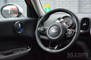 Sarkans MINI Countryman 2018 Rīga, ar dzinēja tilpumu 2.00 L un nobraukumu 230 tūkst. km par 10900 €, foto 13 vietnē AUTOMOTO.COM.LV