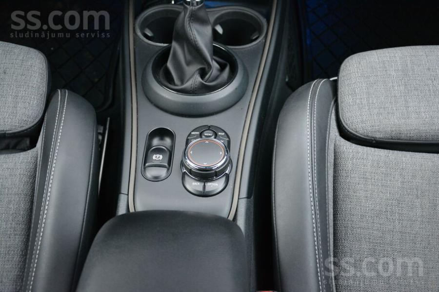 Sarkans MINI Countryman 2018 Rīga, ar dzinēja tilpumu 2.00 L un nobraukumu 230 tūkst. km par 10900 €, foto 14 vietnē AUTOMOTO.COM.LV