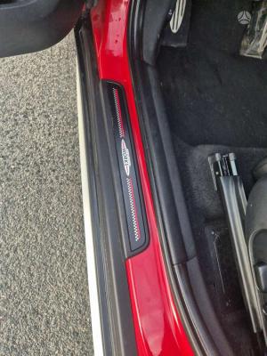 Red MINI Countryman 2018 in Vilnius, with an engine capacity of 2.00 L and mileage of 88 thousand km for 16500 €, photo 10 on AUTOMOTO.COM.LV