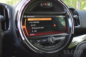 Sarkans MINI Countryman 2019 Rīga, ar dzinēja tilpumu 2.00 L un nobraukumu 68 tūkst. km par 21900 €, foto 7 vietnē AUTOMOTO.COM.LV
