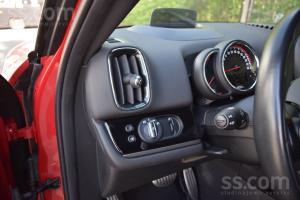 Sarkans MINI Countryman 2019 Rīga, ar dzinēja tilpumu 2.00 L un nobraukumu 68 tūkst. km par 21900 €, foto 13 vietnē AUTOMOTO.COM.LV