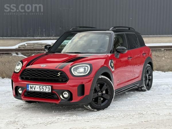 Red MINI Countryman 2021 in Riga, with an engine capacity of 1.50 L and mileage of 63 thousand km for 27900 €, photo 1 on AUTOMOTO.COM.LV
