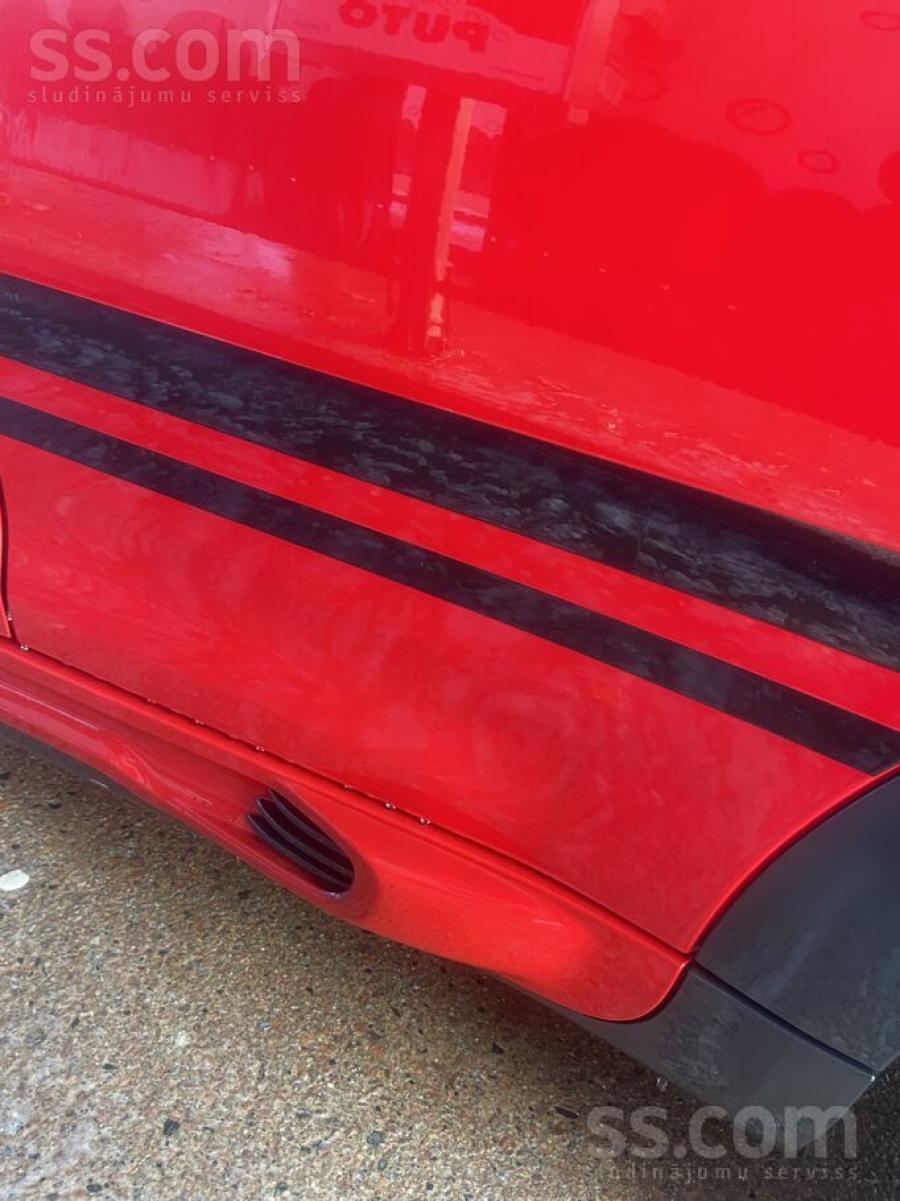 Red MINI Countryman 2015 in Riga, with an engine capacity of 2.00 L and mileage of 195 thousand km for 9650 €, photo 13 on AUTOMOTO.COM.LV