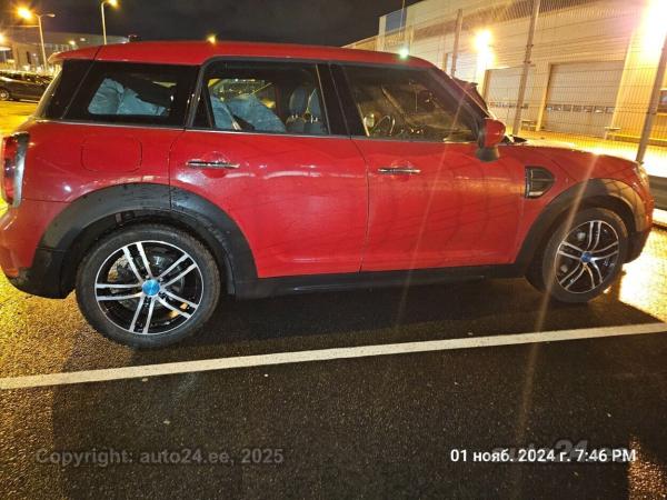Sarkans MINI Countryman 2019 Tallina, ar dzinēja tilpumu 1.50 L un nobraukumu 33 tūkst. km par 21000 €, foto 5 vietnē AUTOMOTO.COM.LV