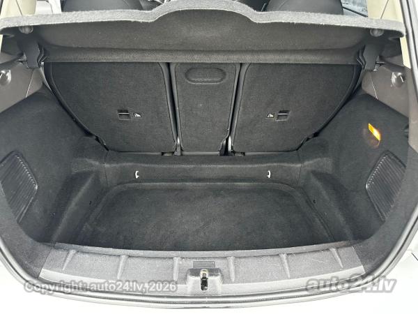Balts MINI Countryman 2010 Rīga, ar dzinēja tilpumu 1.60 L un nobraukumu 210 tūkst. km par 4500 €, foto 6 vietnē AUTOMOTO.COM.LV