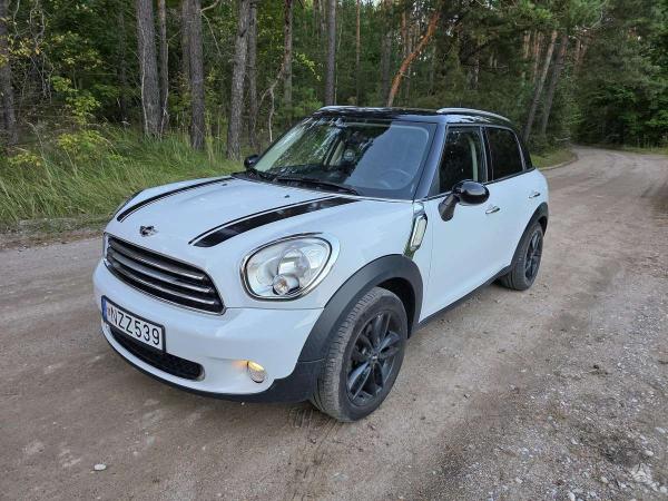 MINI Countryman 2010 Viļņa vietnē Balts MINI Countryman 2010 Viļņa, ar dzinēja tilpumu 1.60 L un nobraukumu 290 tūkst. km par 4300 €, foto 1 vietnē AUTOMOTO.COM.LV