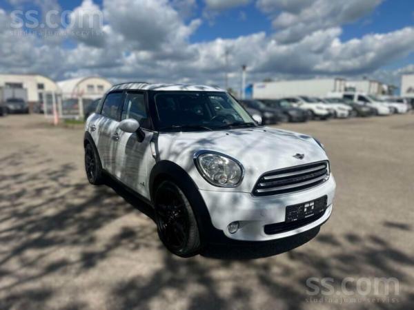 Balts MINI Countryman 2011 Limbaži, ar dzinēja tilpumu 1.60 L un nobraukumu 286 tūkst. km par 8490 €, foto 2 vietnē AUTOMOTO.COM.LV