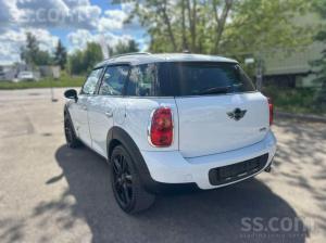 Balts MINI Countryman 2011 Limbaži, ar dzinēja tilpumu 1.60 L un nobraukumu 286 tūkst. km par 8490 €, foto 4 vietnē AUTOMOTO.COM.LV