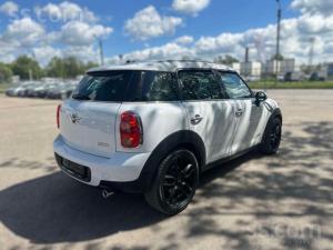Balts MINI Countryman 2011 Limbaži, ar dzinēja tilpumu 1.60 L un nobraukumu 286 tūkst. km par 8490 €, foto 5 vietnē AUTOMOTO.COM.LV