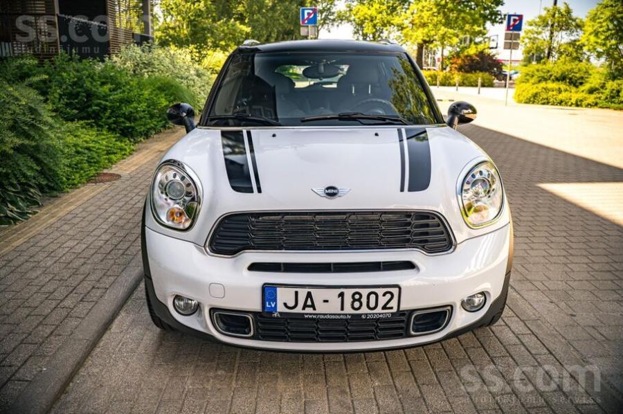 Balts MINI Countryman 2011 Rīga, ar dzinēja tilpumu 1.60 L un nobraukumu 62 tūkst. km par 8990 €, foto 3 vietnē AUTOMOTO.COM.LV
