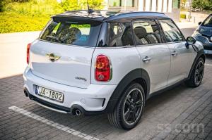 Balts MINI Countryman 2011 Rīga, ar dzinēja tilpumu 1.60 L un nobraukumu 62 tūkst. km par 8990 €, foto 5 vietnē AUTOMOTO.COM.LV